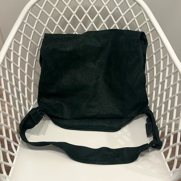 julia duren | Bags | Vintage Julia Duren Green Scaly Foldover Duffel ...